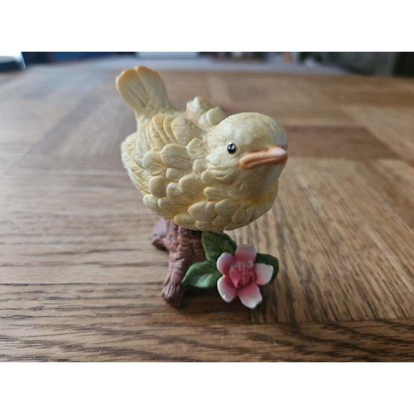 Homco | Accents | Vintage Homco Yellow Bird Figurine Statue 8885 3 Tall ...